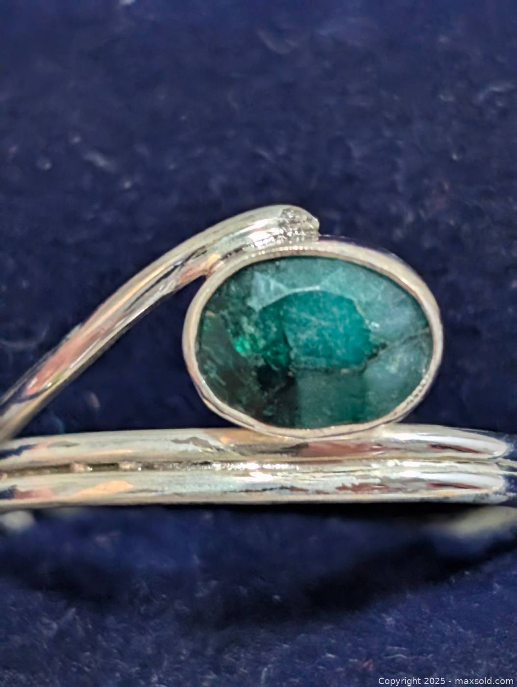 Silver Dyed Emerald Ring Size 7 | Maxsold