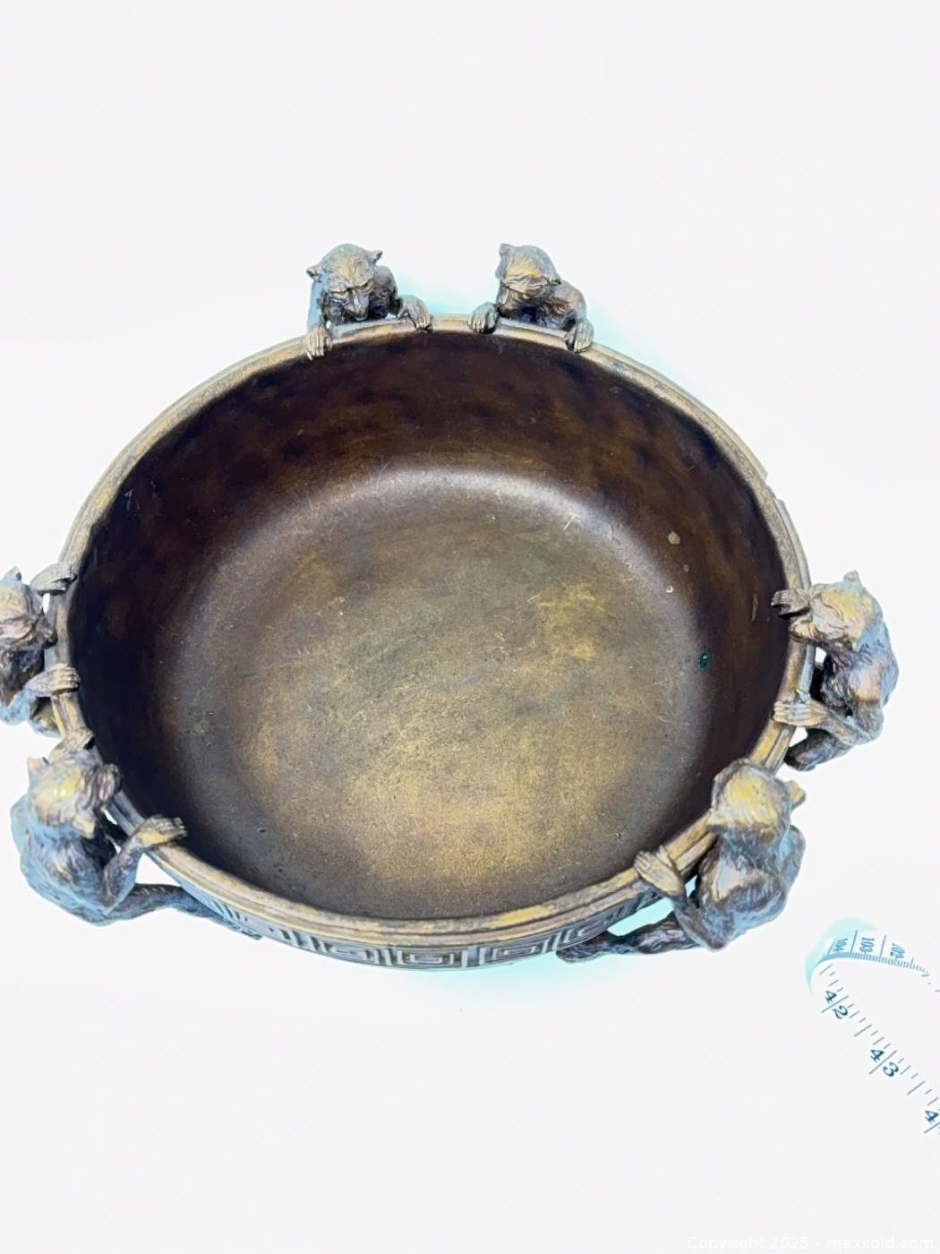 Cast resin monkey decorative bowl bronze finish | Maxsold