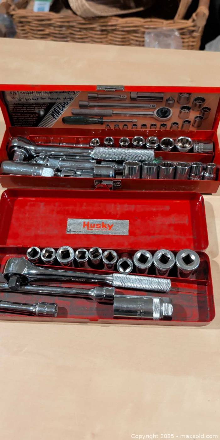 Husky 20-Piece Socket Wrench Ratchet Set | Maxsold