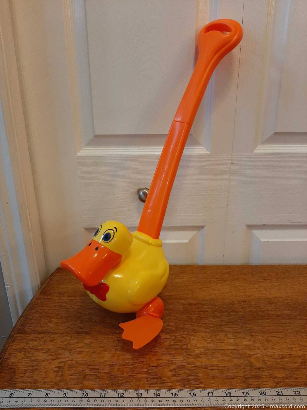 New Waddles the Waddle Duck push toy | Maxsold