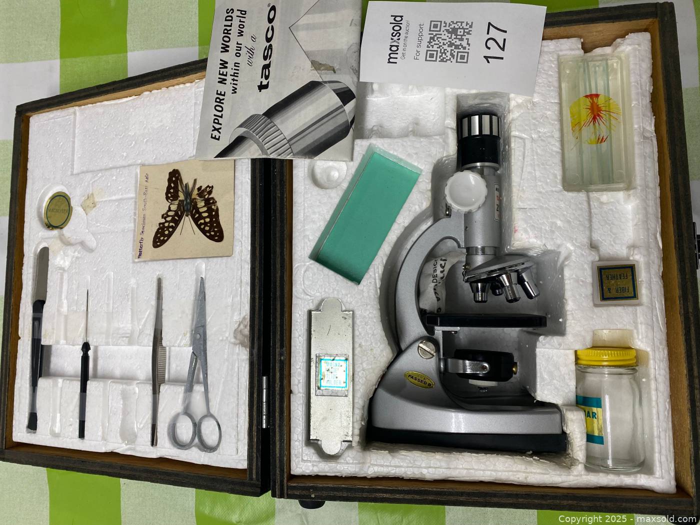 Tasco school microscope kit in fitted case | Maxsold