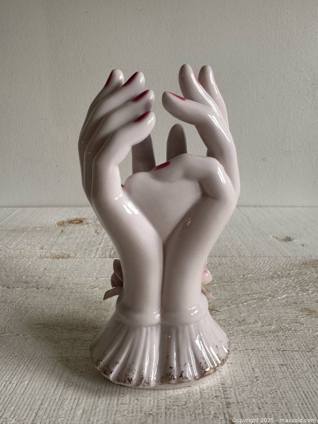 Vintage hand-painted ceramic hand vase | Maxsold
