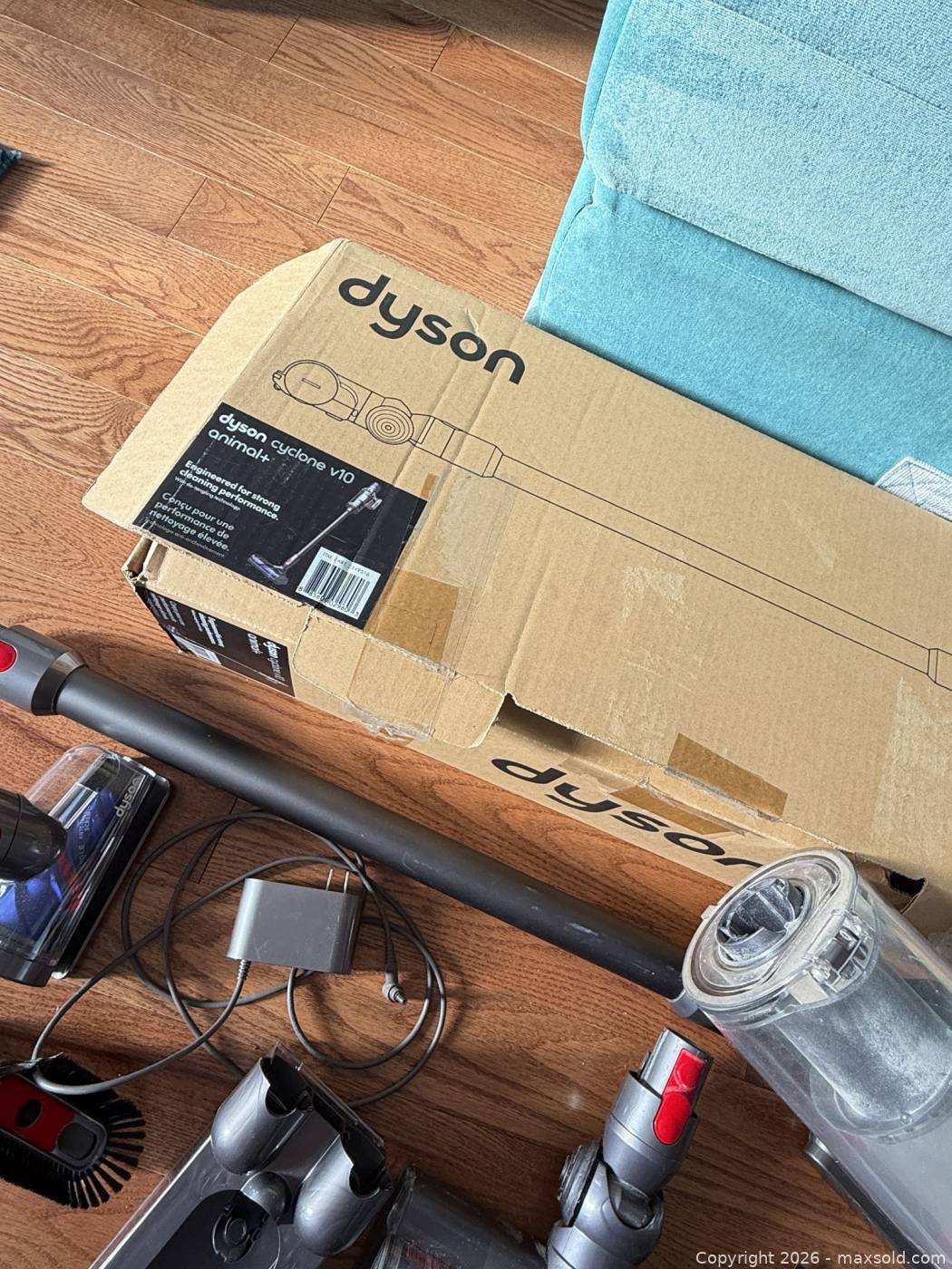 Dyson Cyclone V10 Animal+ cordless vacuum | Maxsold