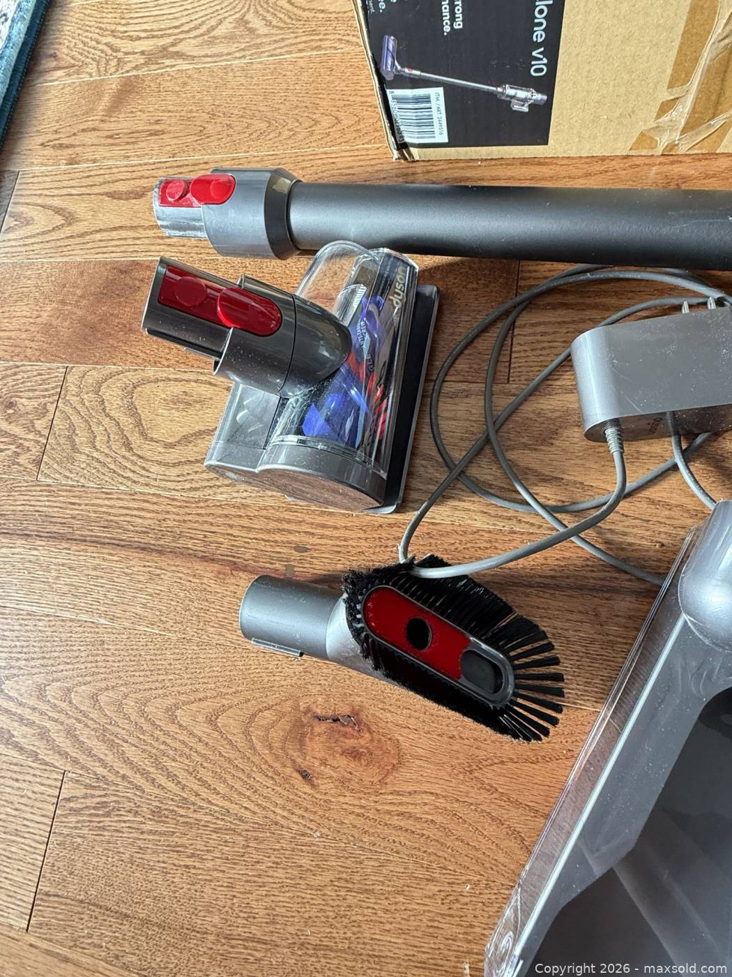 Dyson Cyclone V10 Animal+ cordless vacuum | Maxsold