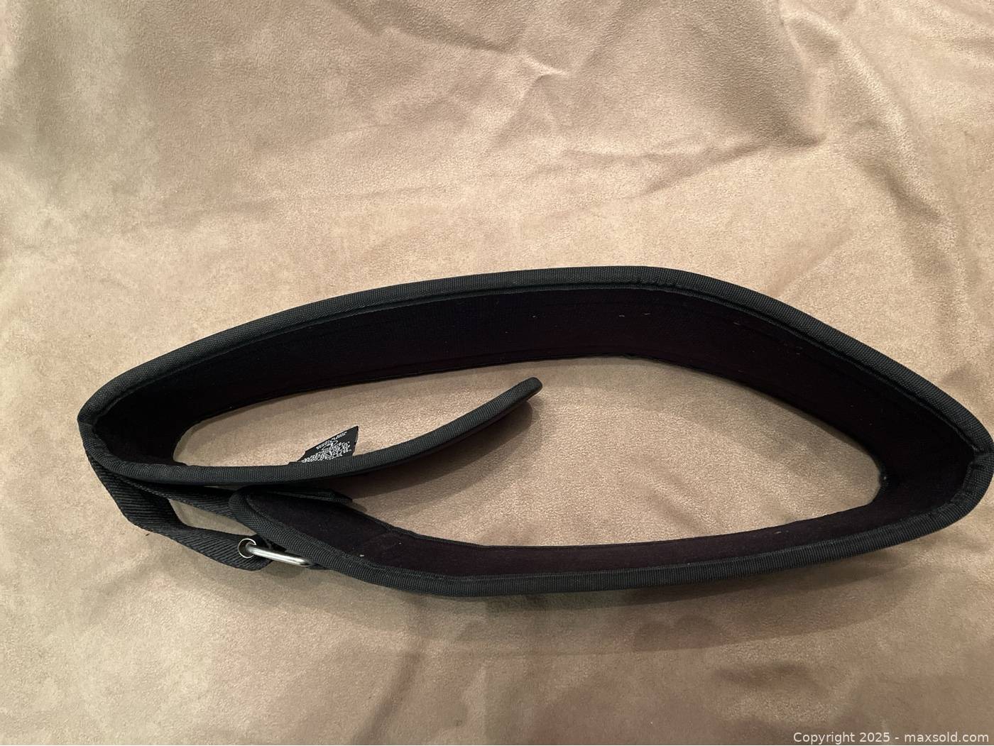 Everlast Large Weight Lifting Belt | Maxsold