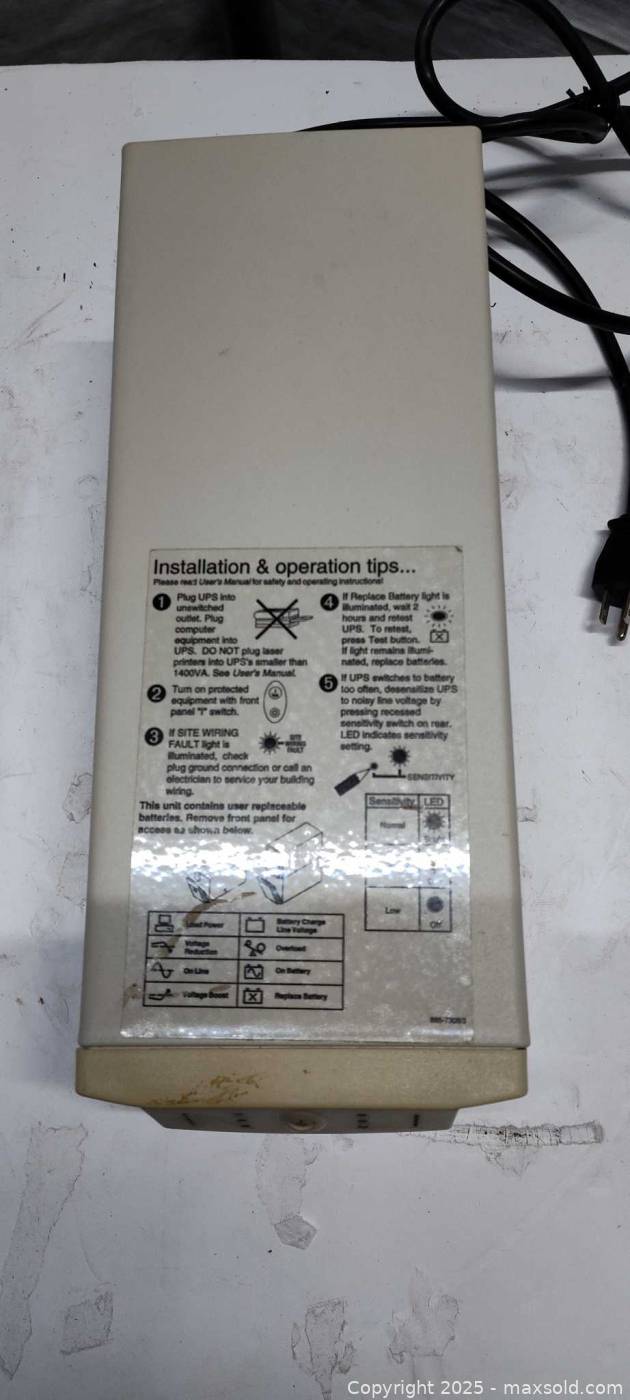 APC Smart-UPS 700 UPS Power Supply | Maxsold