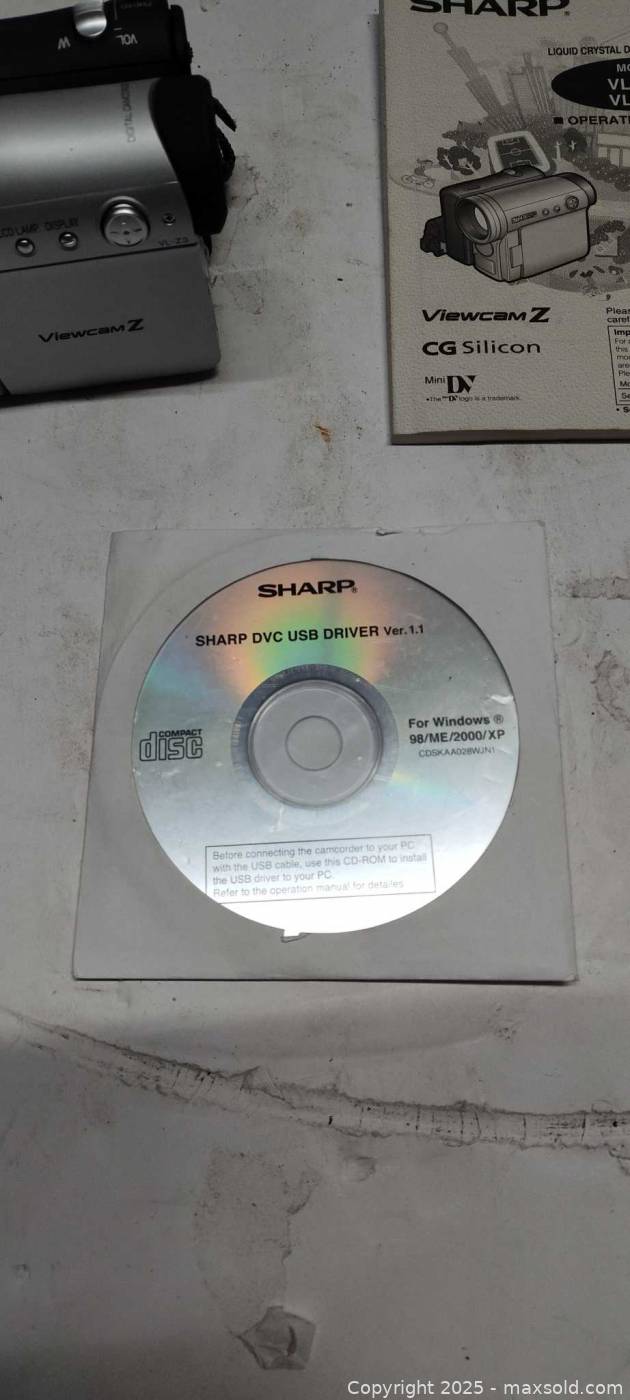 Sharp Viewcam Z VL-Z3U digital camcorder | Maxsold