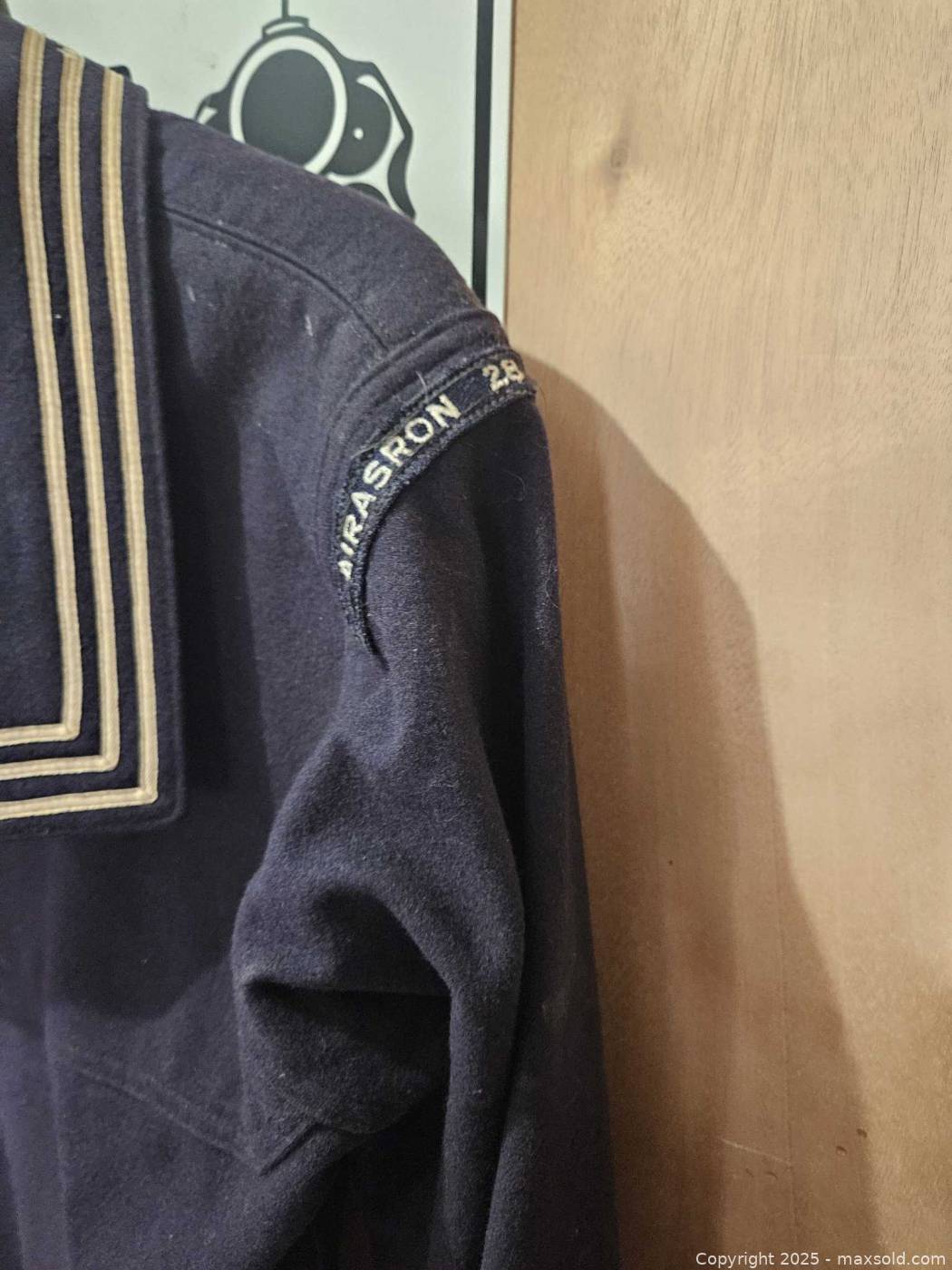 US Navy dress blues jumper and trousers VS-28 Gamblers | Maxsold