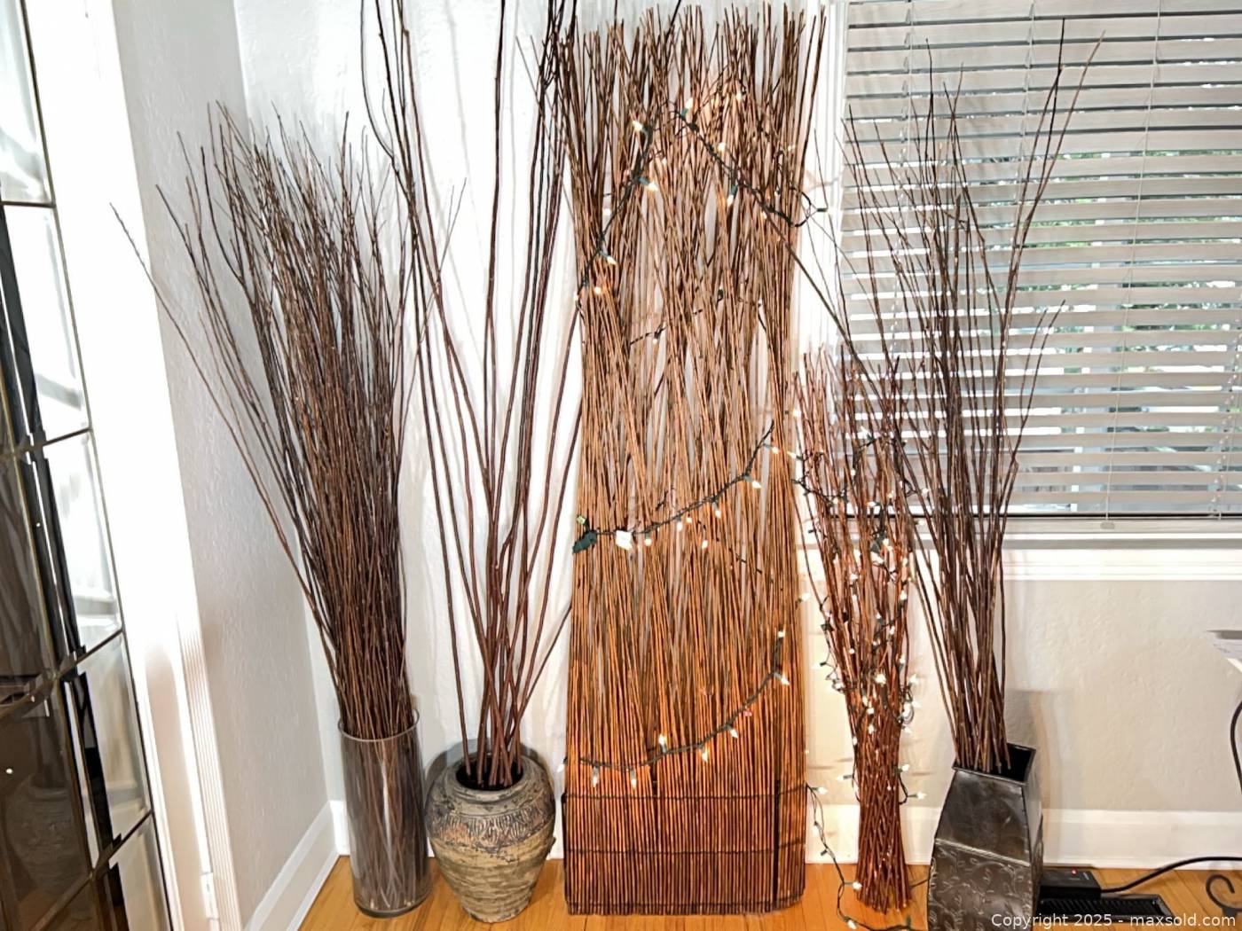 Decorative twig bundles with string lights | Maxsold
