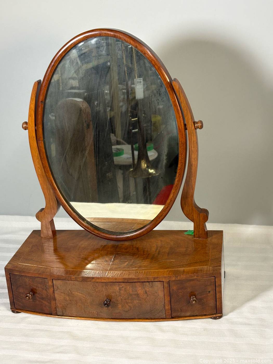 Antique oval vanity shaving mirror | Maxsold