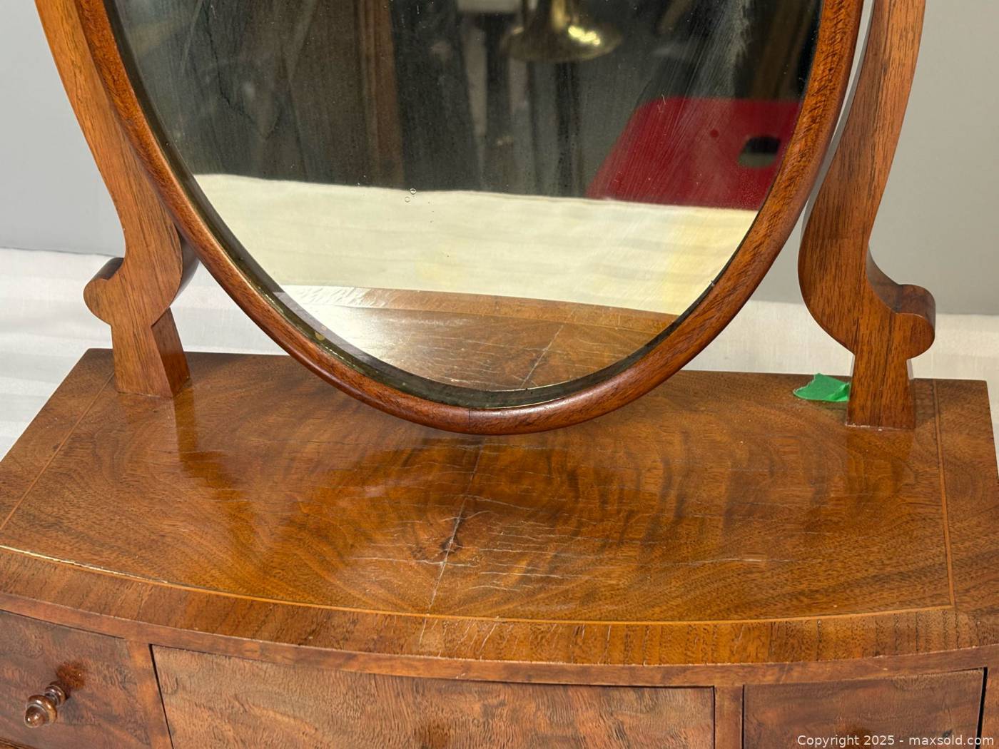 Antique oval vanity shaving mirror | Maxsold