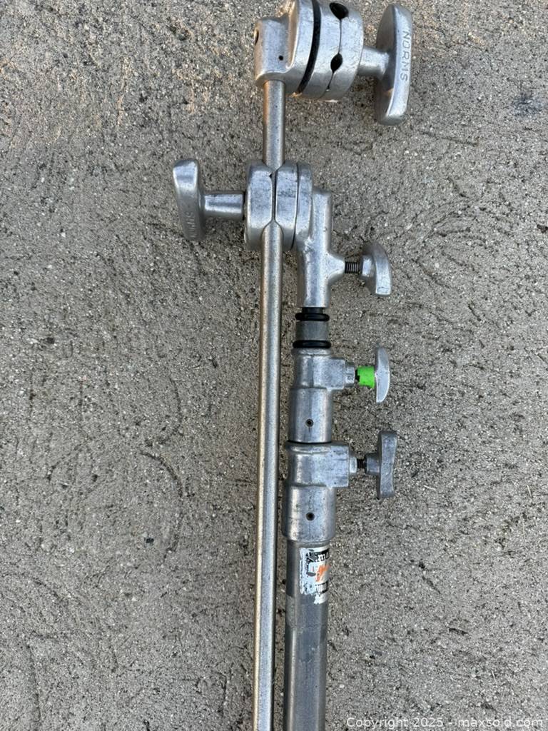 Matthews Steel C-Stand | Maxsold