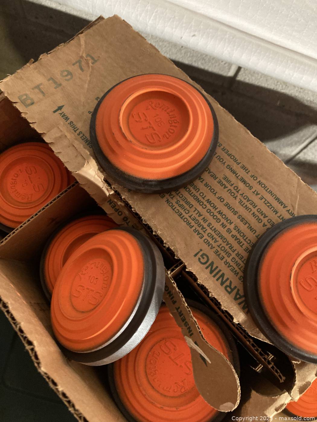 Remington Clay Pigeons and VisiShot Targets | Maxsold