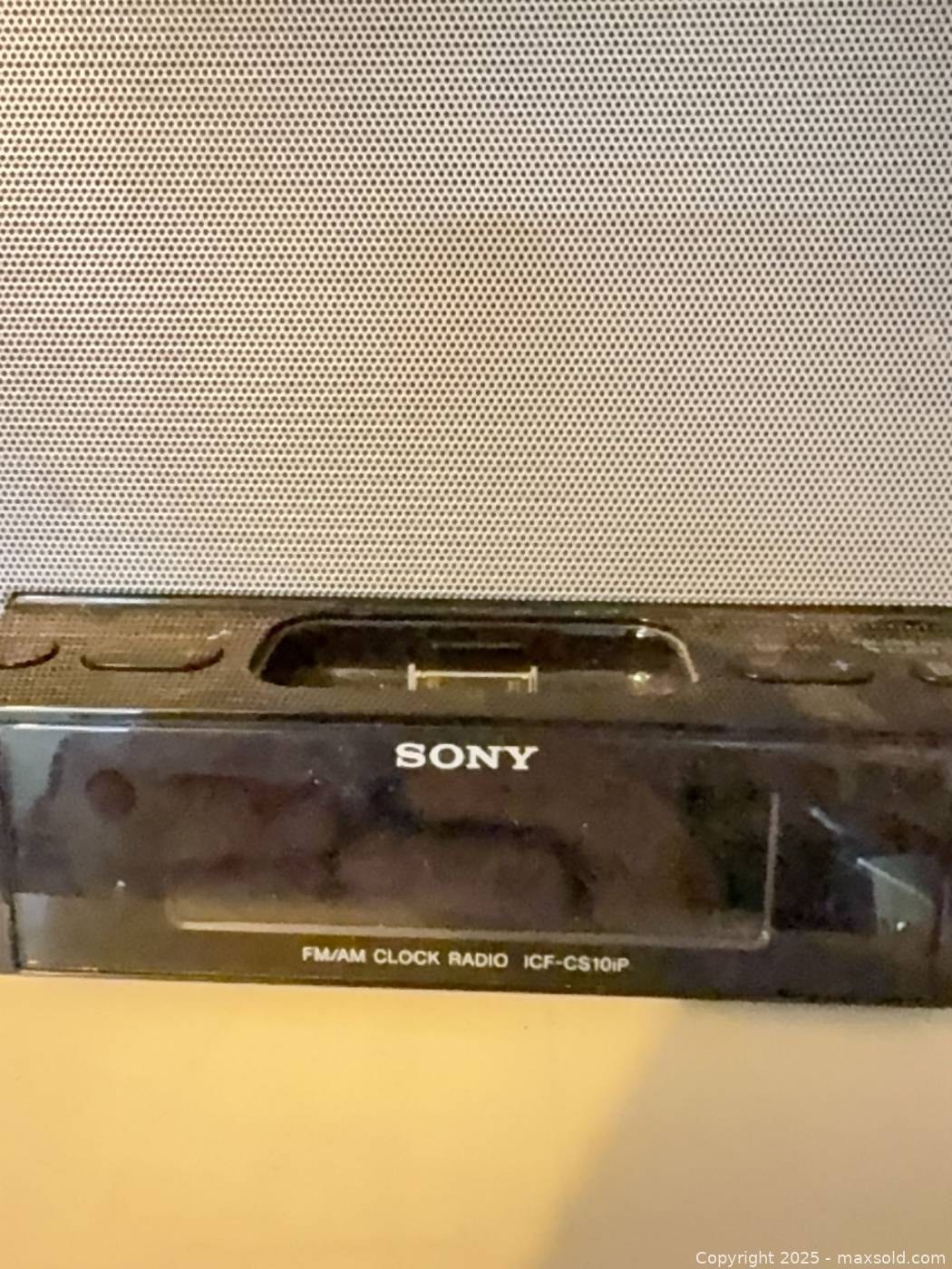 Altec Lansing Series 100 speakers, sub, silver docking speaker, Sony ...