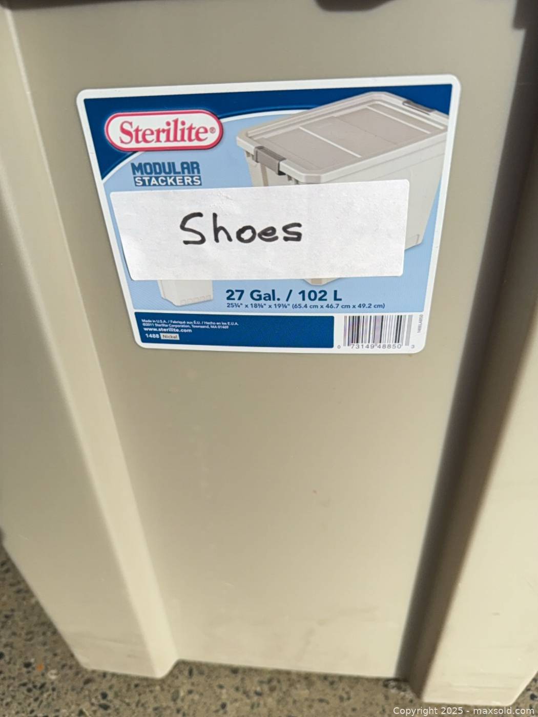Plastic Storage Containers | Maxsold