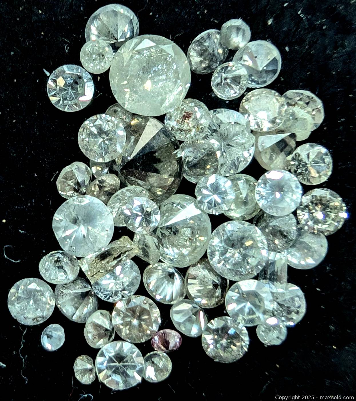 Loose assorted natural diamonds approx 1ct | Maxsold