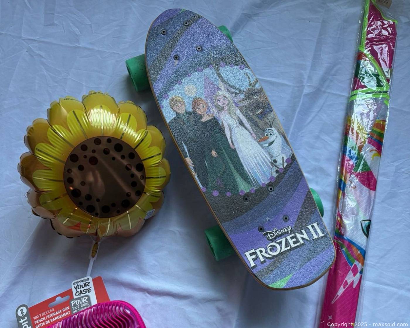 Disney Frozen II penny board, kite, pencil case, balloon, LED shoe ...