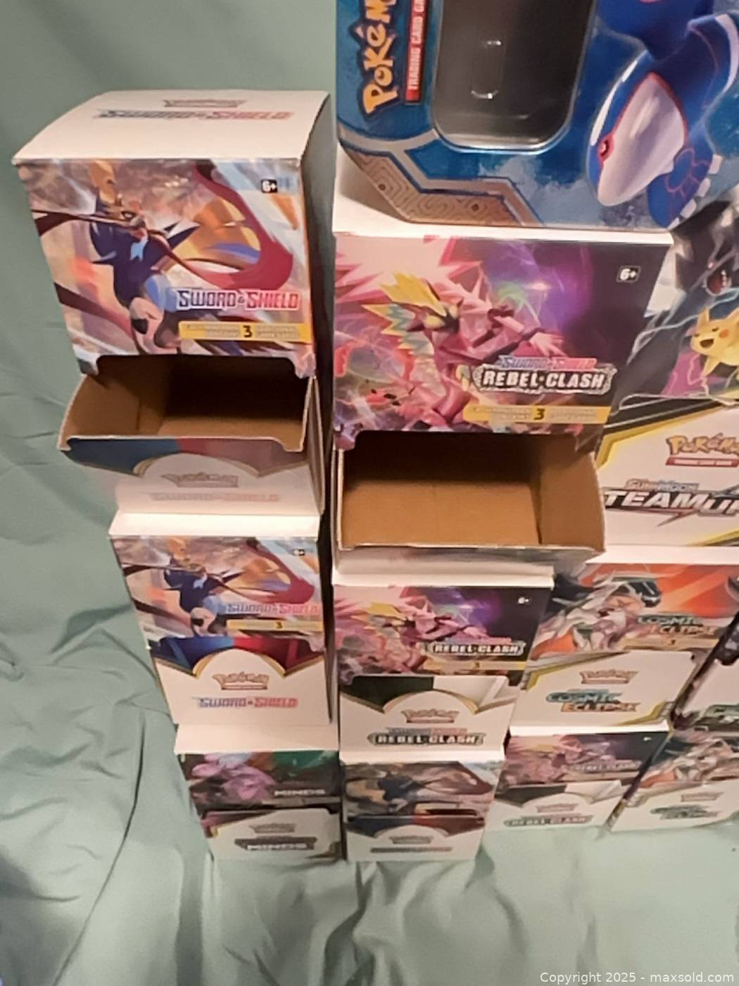Pokémon empty booster display boxes | Maxsold