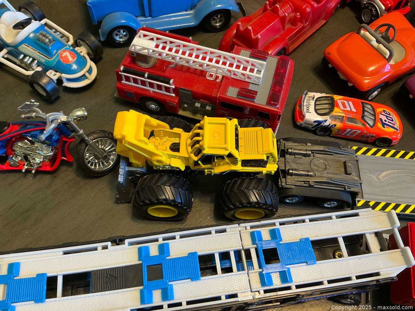 Assorted Toy Vehicles Approx. 20 | Maxsold