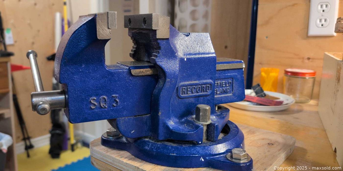Record SQ3 bench vise | Maxsold