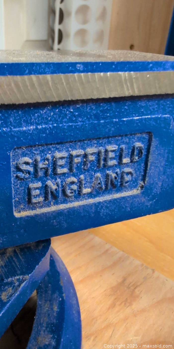 Record SQ3 bench vise | Maxsold