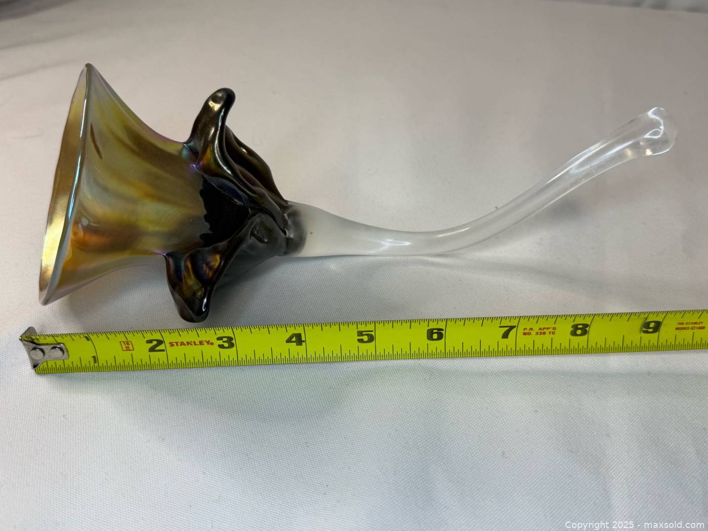 Iridescent Art Glass Flower | Maxsold