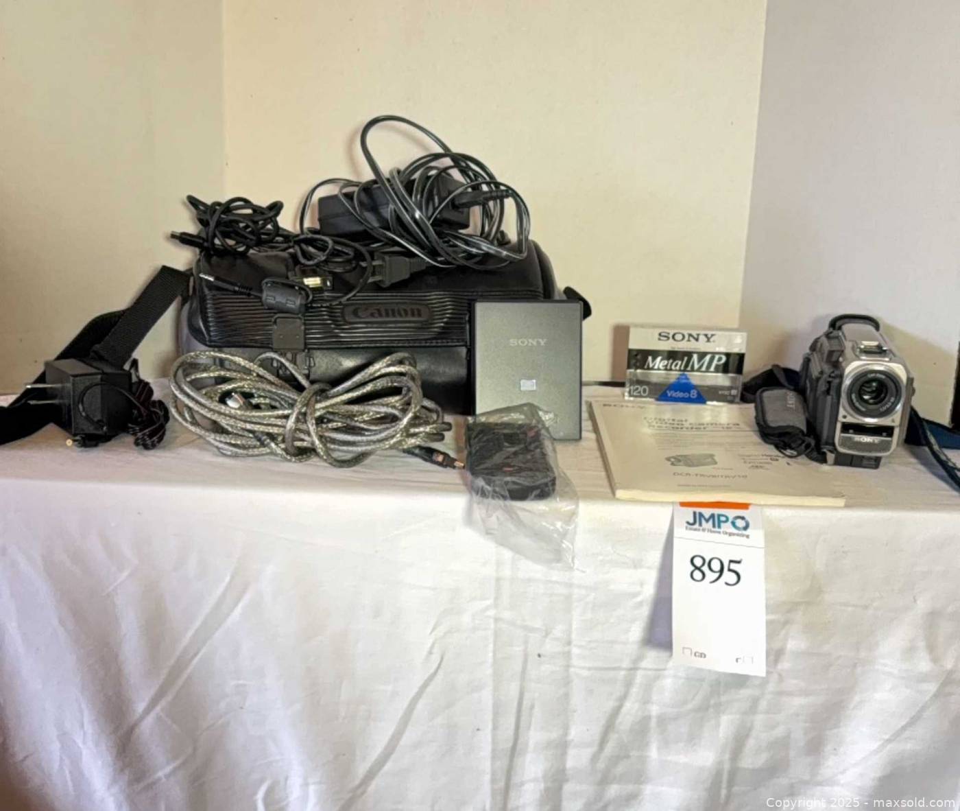 Sony DCR-TRV8/TRV10 MiniDV Camcorder With Accessories | Maxsold