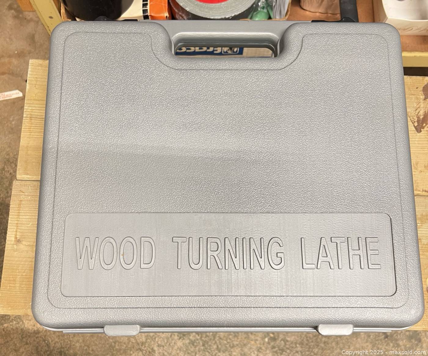 Wood turning lathe WTL-YF-100A with case | Maxsold