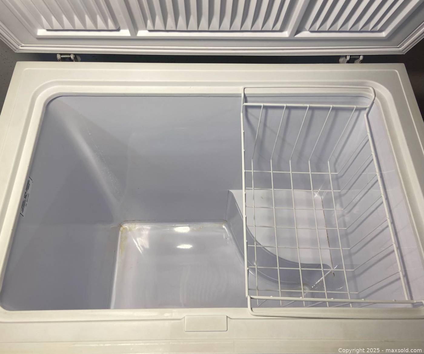 Kenmore chest freezer | Maxsold