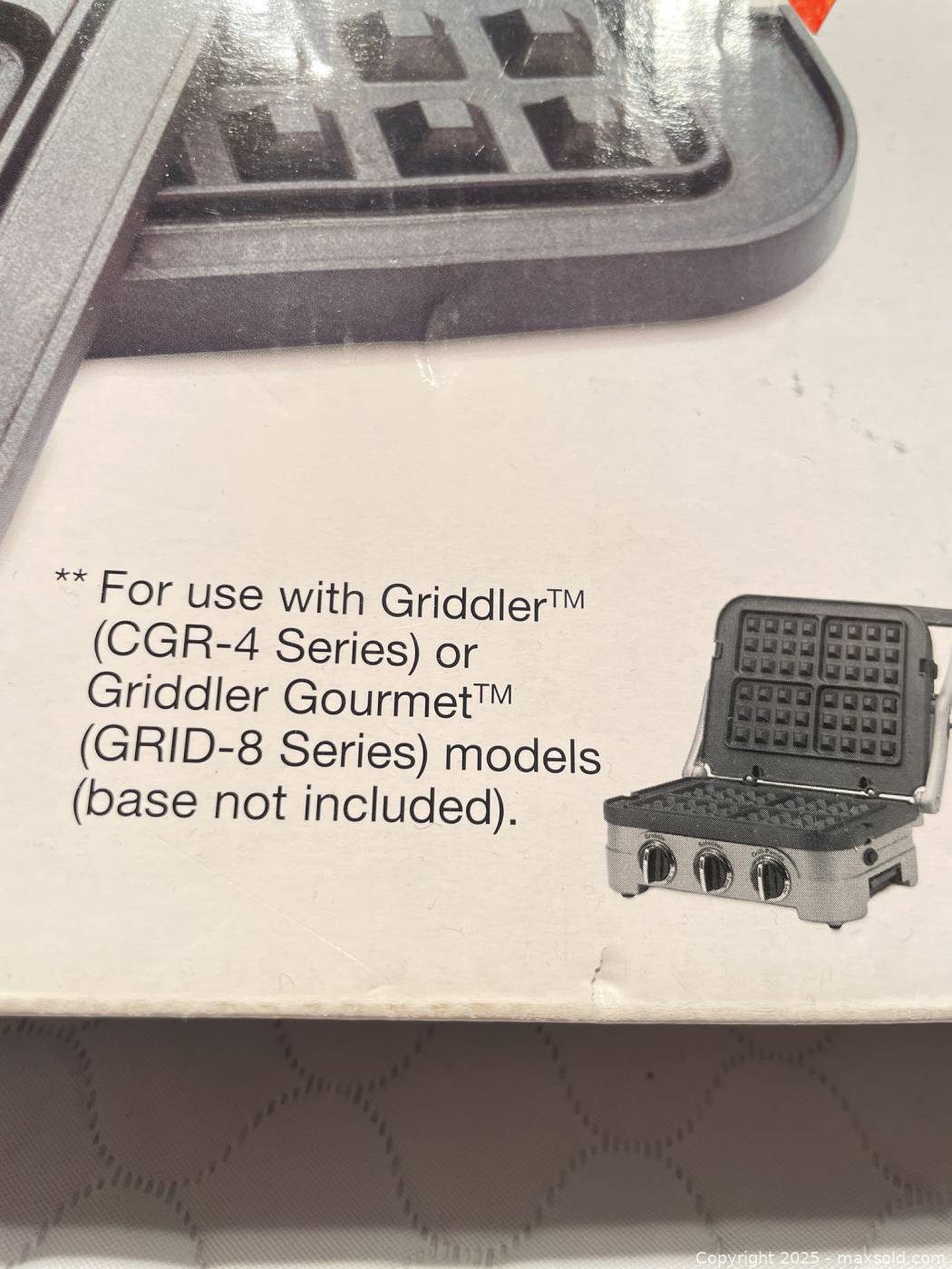 Cuisinart CGR-WAFPC waffle plate set | Maxsold