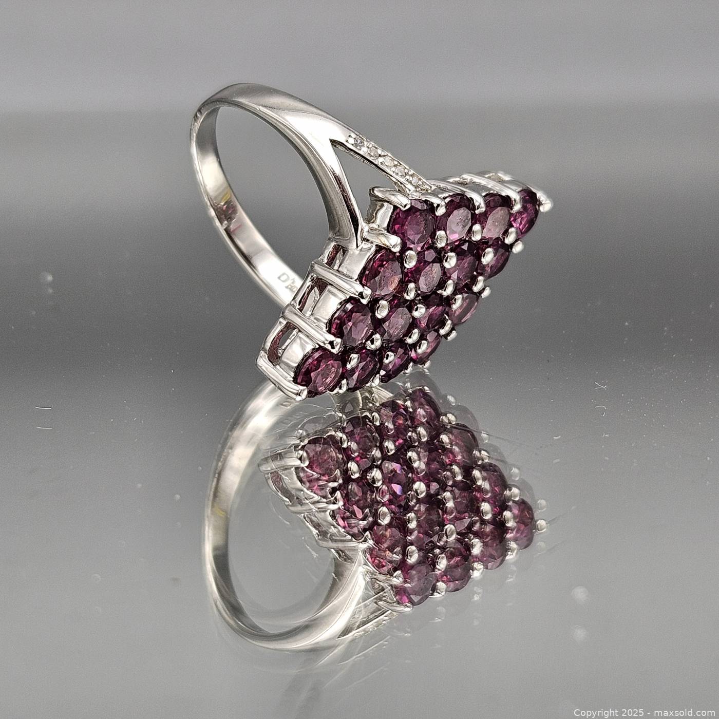 Sterling Silver Cluster Ring Size 9 | Maxsold