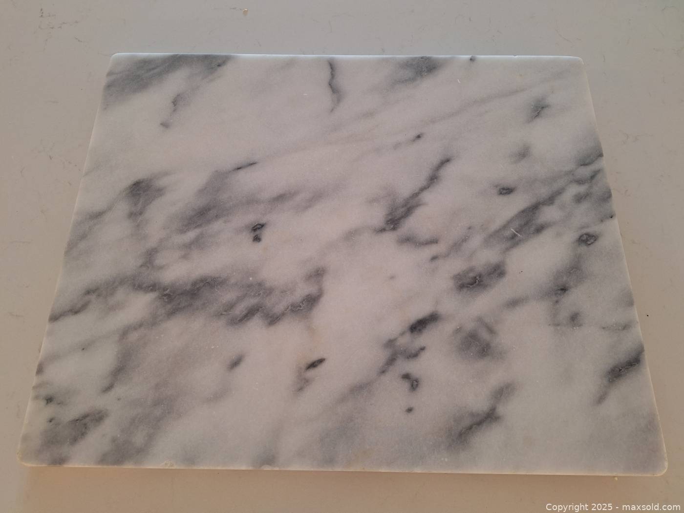 Marble pastry board 20" x 16" | Maxsold