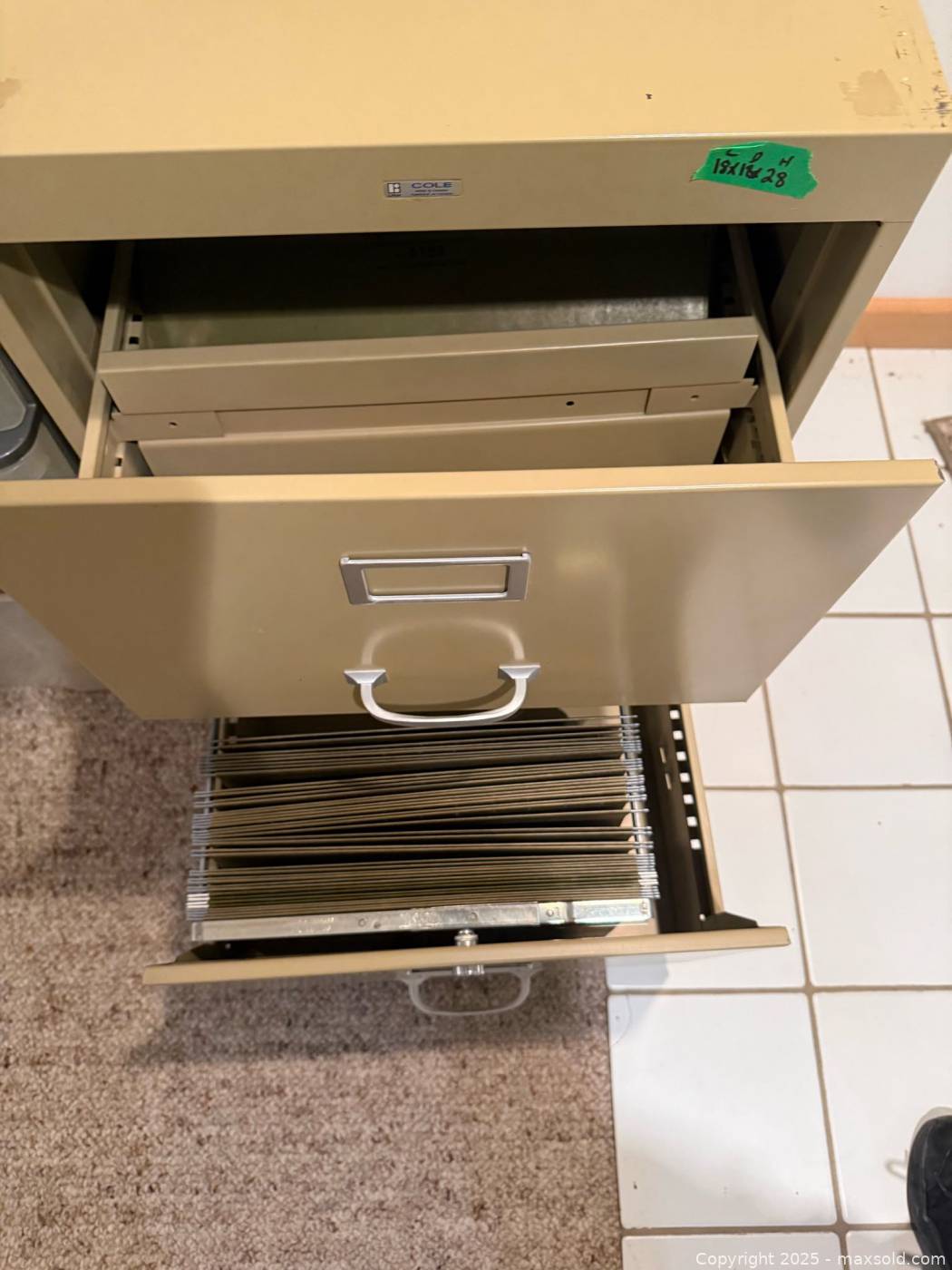 Cole 2-drawer metal filing cabinet, plastic 3-drawer storage and ...