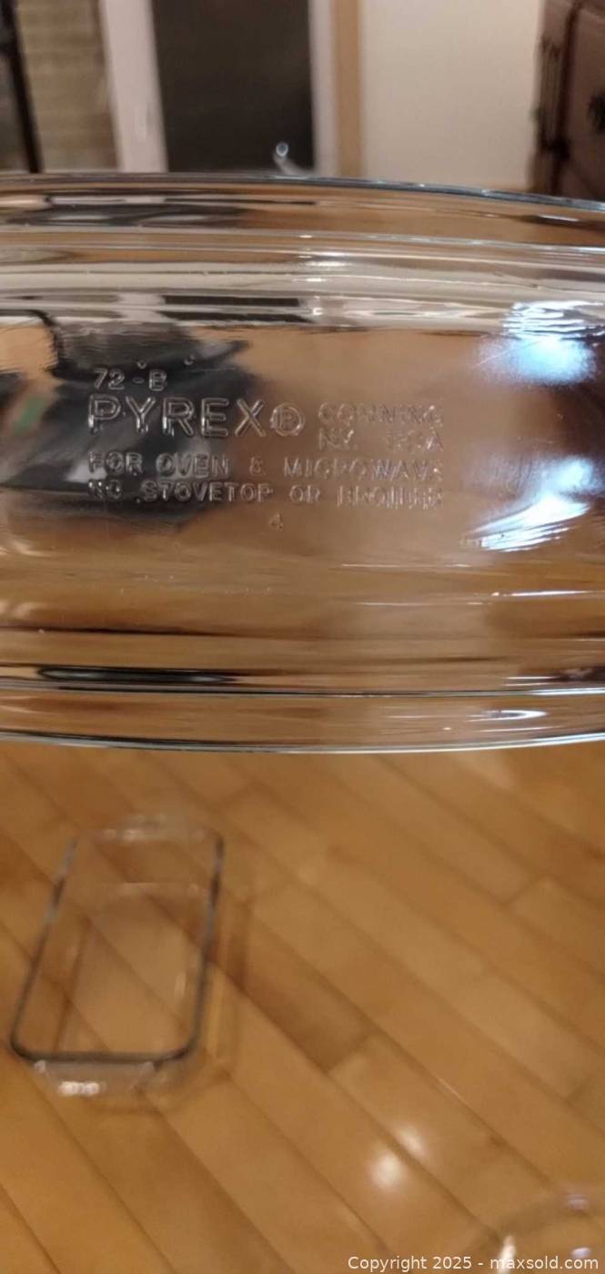 Pyrex clear glass bakeware assortment 8-piece | Maxsold