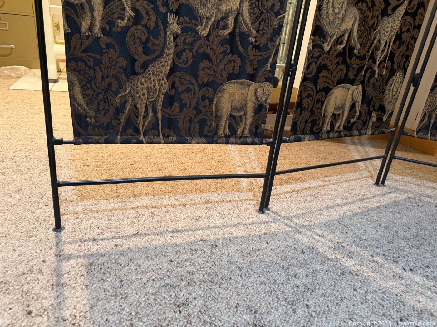 Safari animal print 3-panel room divider | Maxsold