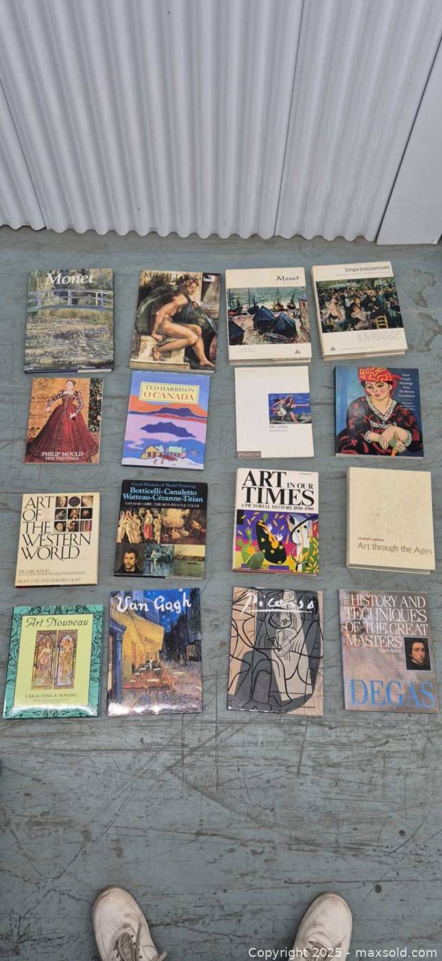 Lot of 16 art history and artist monograph books | Maxsold