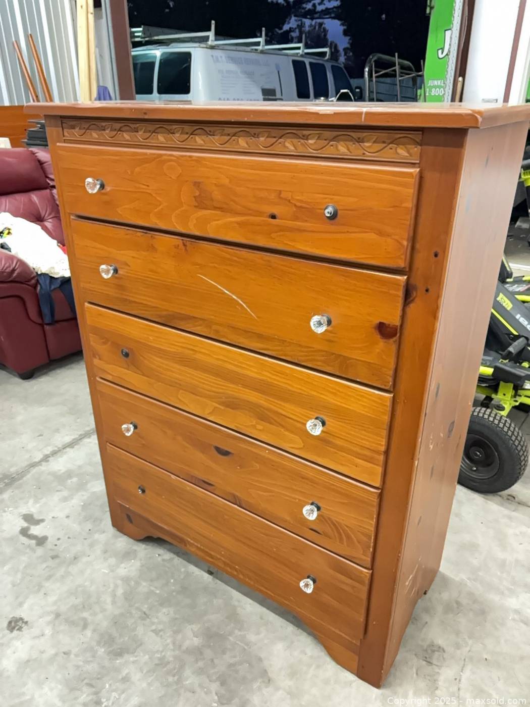 Kincaid Shaker Ridge Solid Wood 5-Drawer Chest | Maxsold