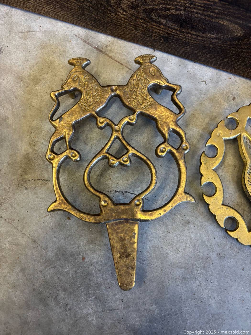 3 vintage brass trivets | Maxsold