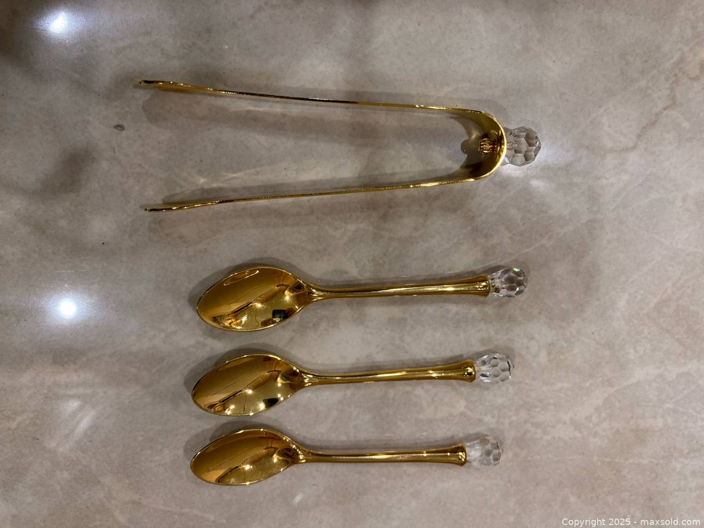 Royal Albert two-tone rose flatware, 7-piece | Maxsold