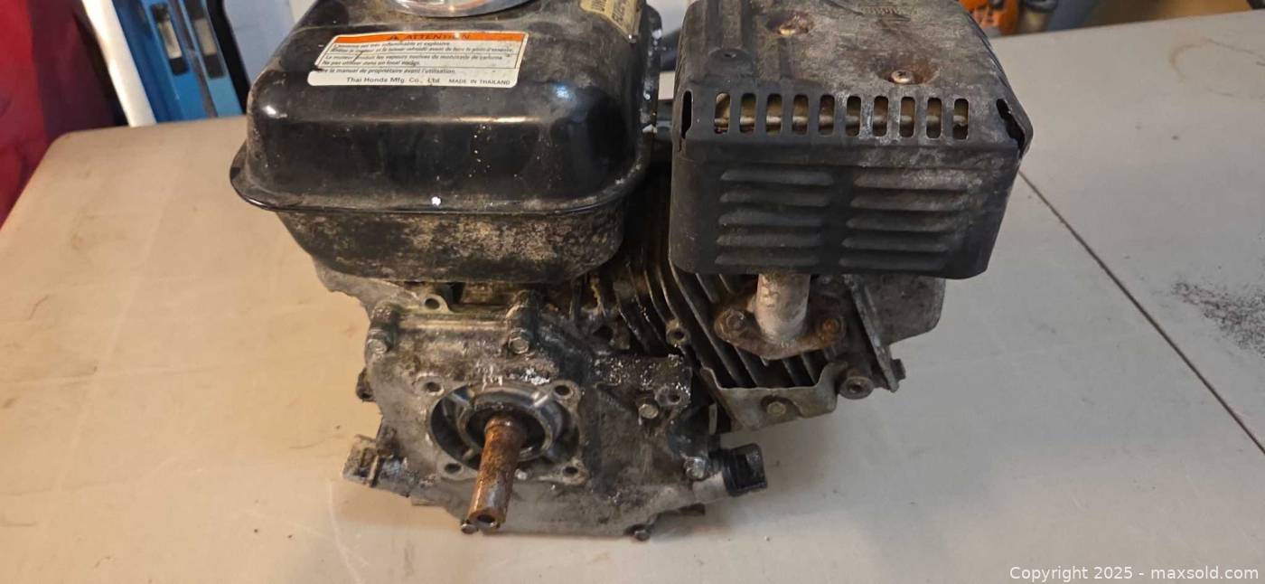 Honda GX120 small gasoline engine | Maxsold