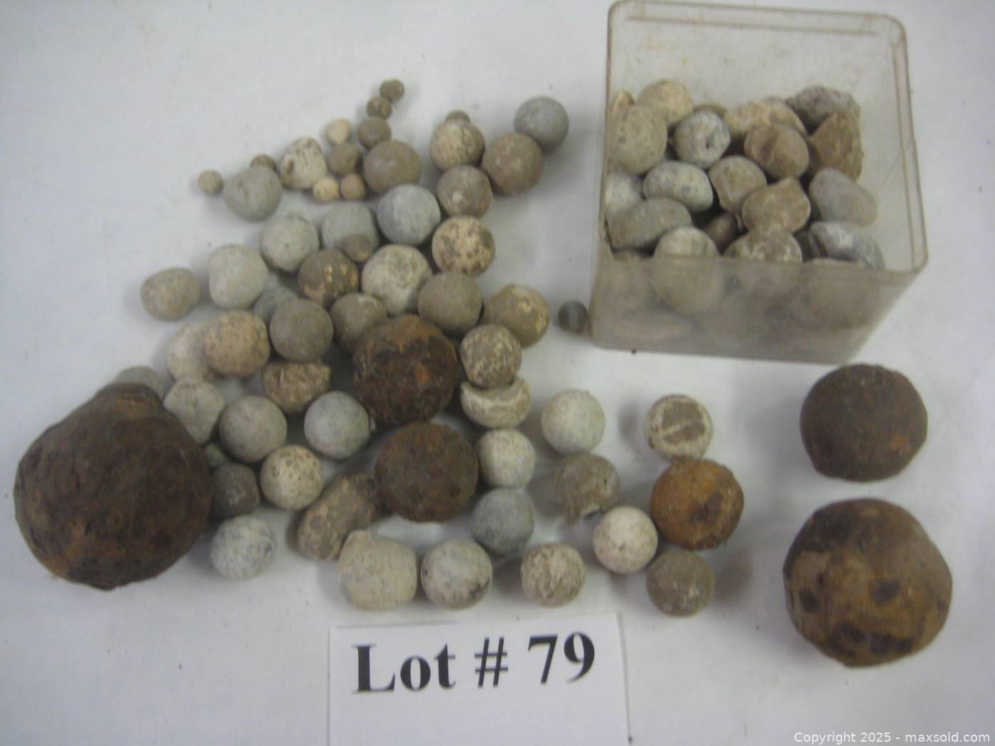 Assorted lead and steel shot collection | Maxsold