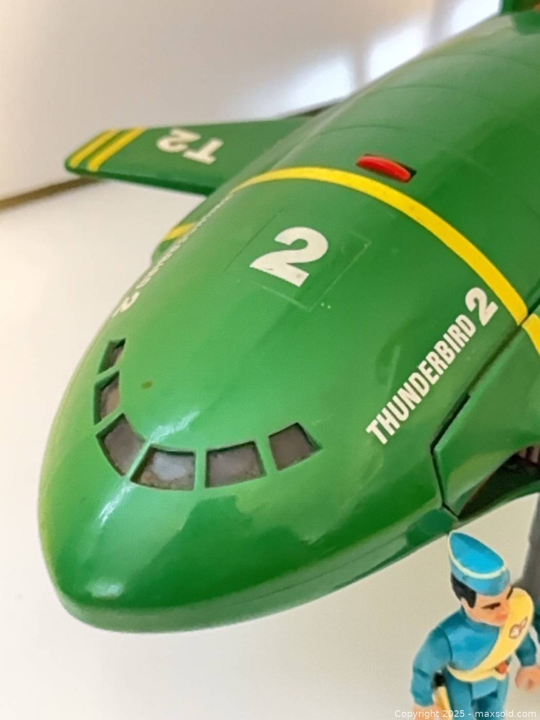 Vintage Thunderbird 2 Ship & 2 Figures | Maxsold