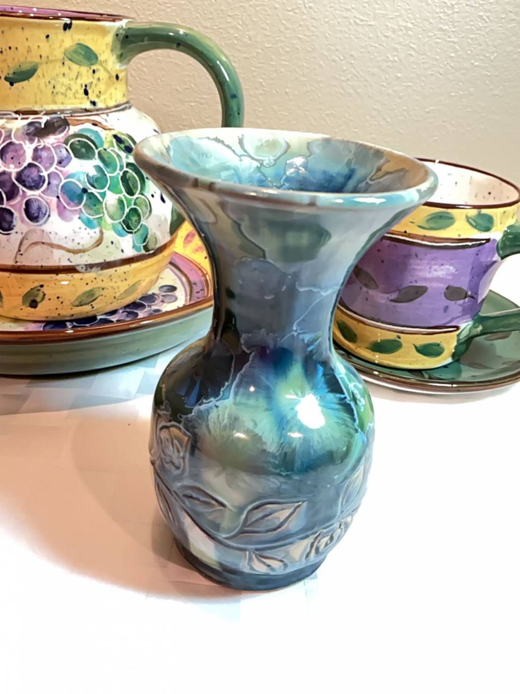 Hand-painted Backsplash Pottery dishware set 10pcs | Maxsold