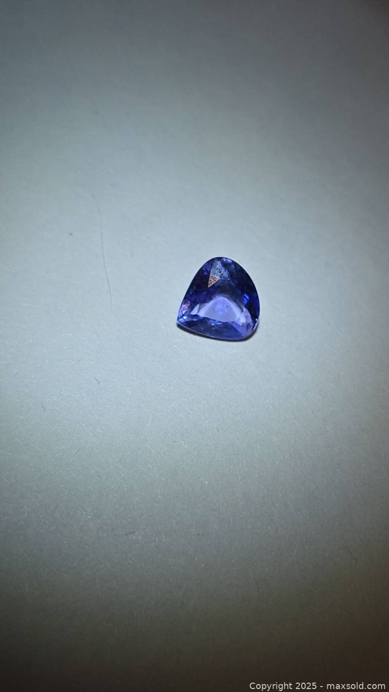 1.22ct Pear-cut Natural Tanzanite Gemstone | Maxsold