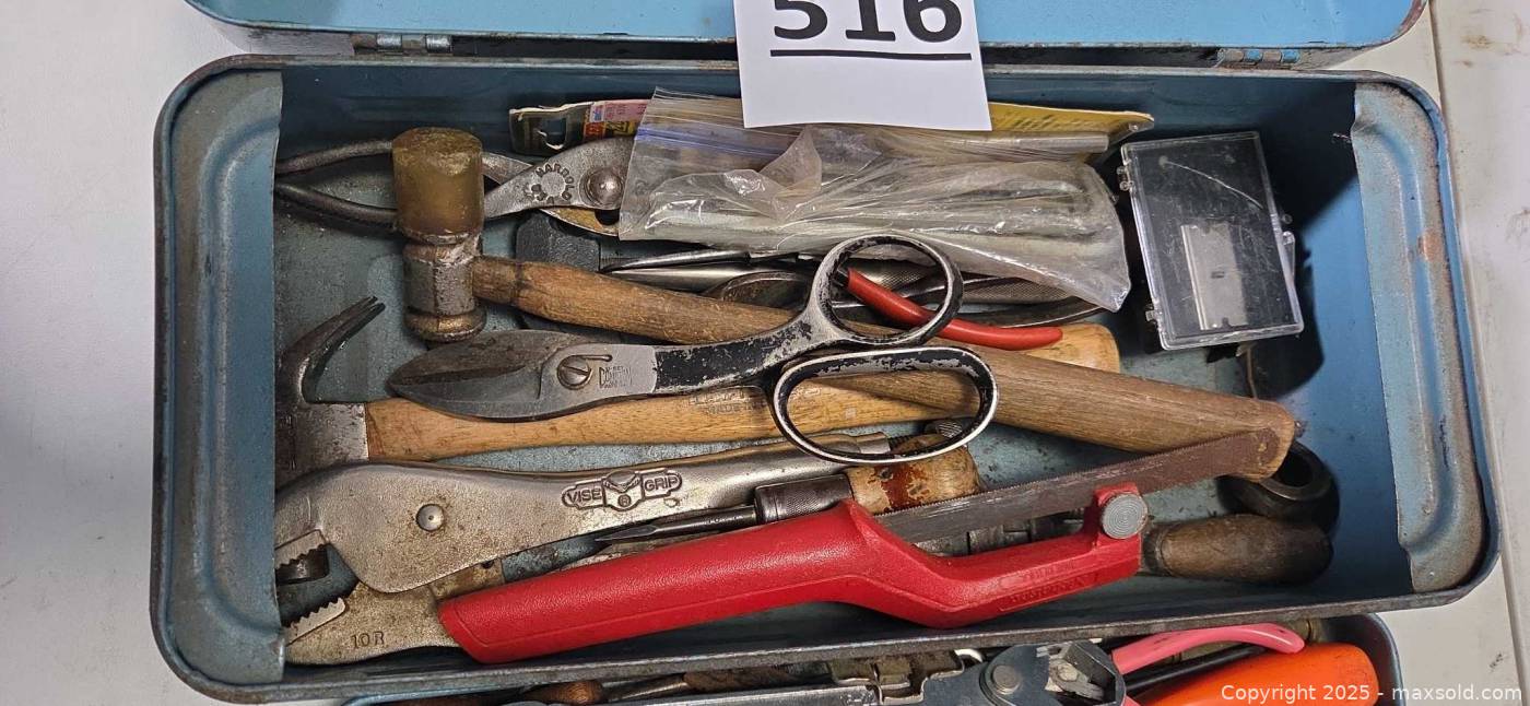 Blue metal toolbox with assorted hand tools | Maxsold