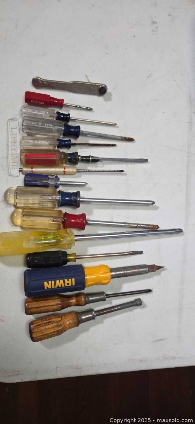 Blue metal toolbox with assorted hand tools | Maxsold