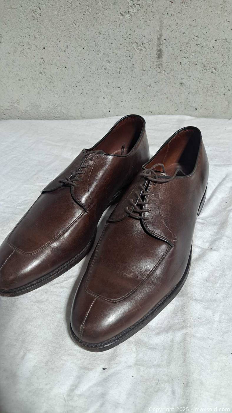 Allen Edmonds Mapleton brown leather split toe shoes 11.5 | Maxsold