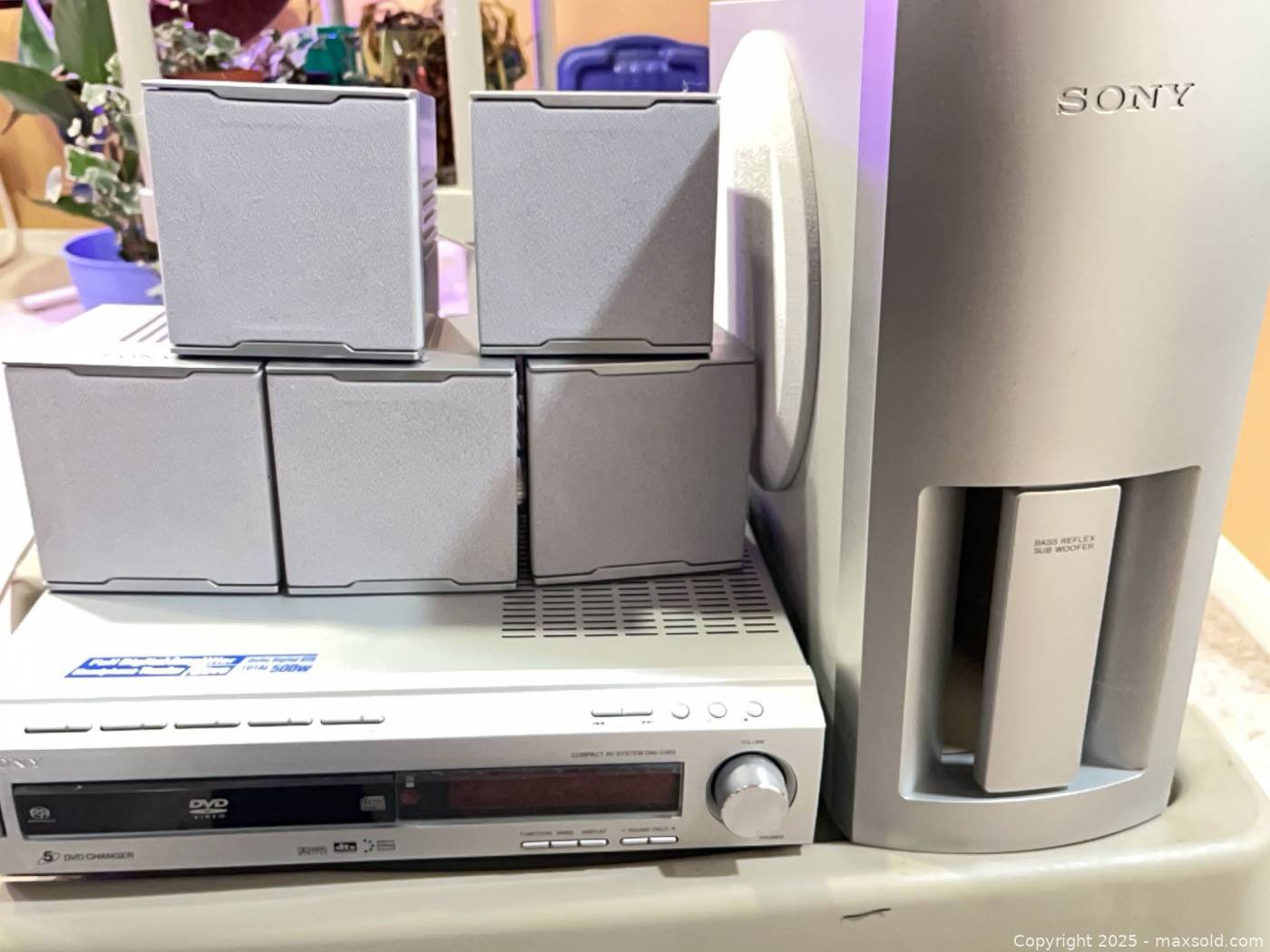 Sony HCD-C450 home theatre receiver with 7-speaker set | Maxsold