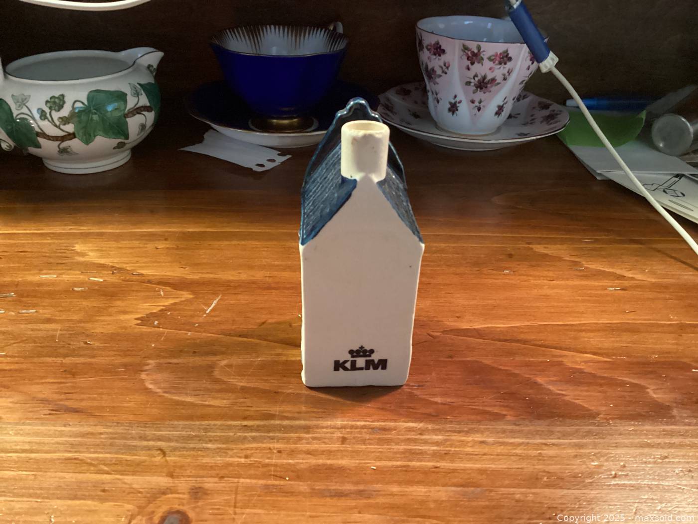KLM Delft Blue Miniature House 18 | Maxsold