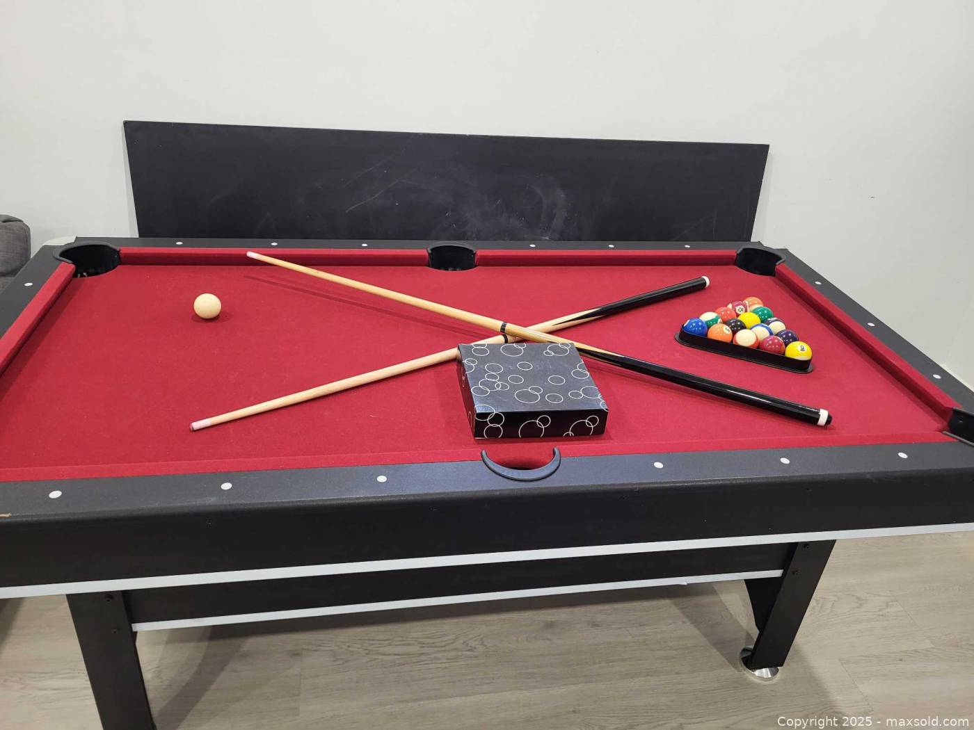 Hathaway Spartan 6-ft convertible pool & ping-pong table | Maxsold